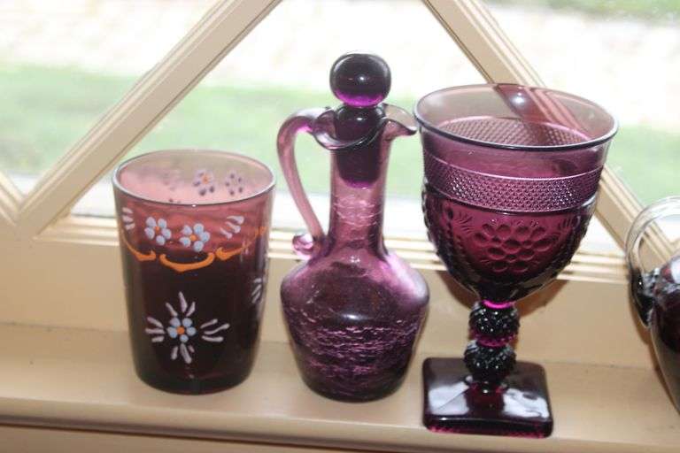Amethyst Glassware - Auction Ohio