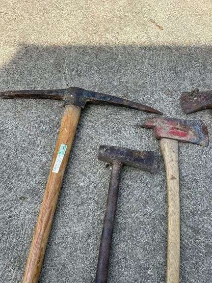 Axes & Mattocks - Auction Ohio