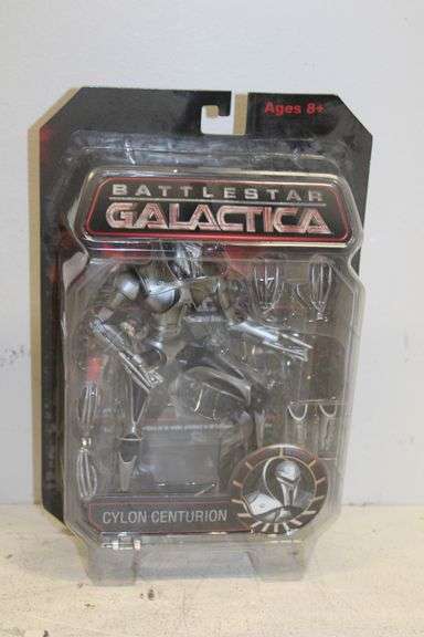 Battlestar Galactica Cylon Centurion - Auction Ohio