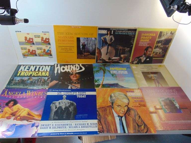 f Lot of (50) Vintage 33 RPM Records In Good Condition - Auction Ohio