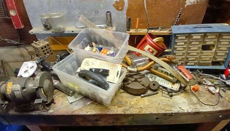Variety of stuff you need - Auction Ohio