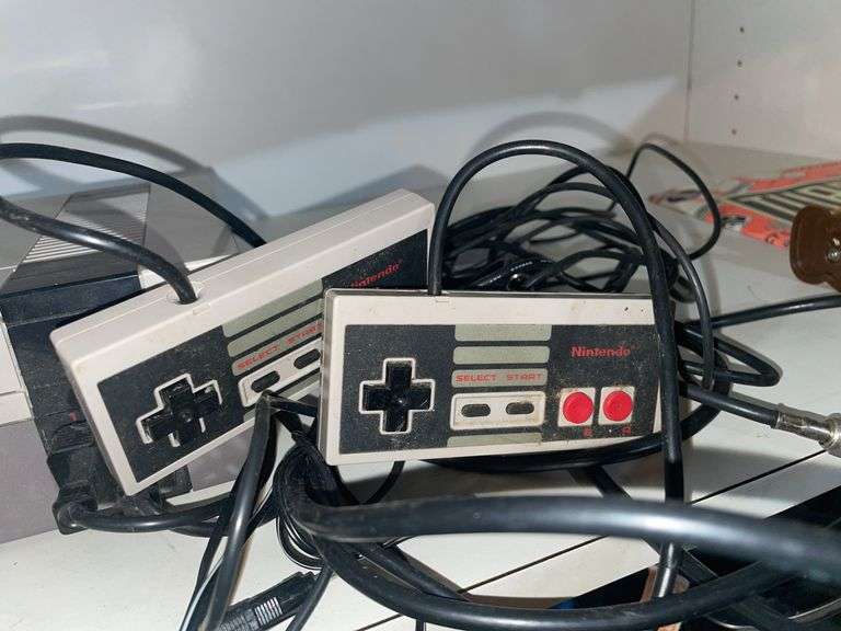 NES System with Controllers - Auction Ohio