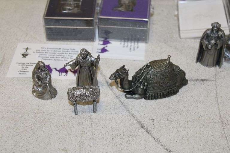 Sandra Garrity Miniatures - Auction Ohio