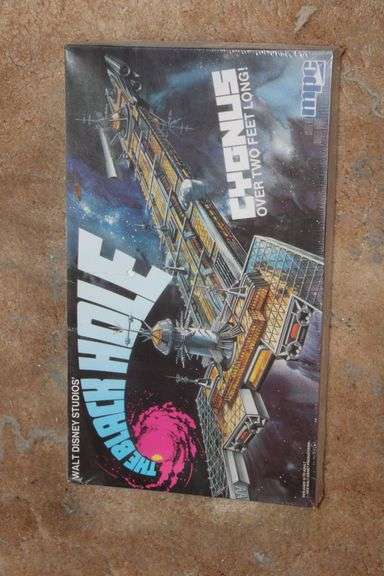 The Black Hole Cygnus Model Kit - Auction Ohio