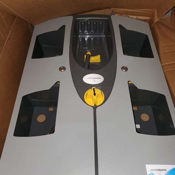 Diversey QuattroSelect Dispensing System - Auction Ohio