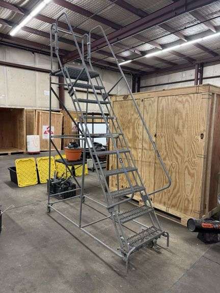Warehouse Stairs - Auction Ohio