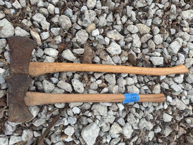 Axes lot - Auction Ohio