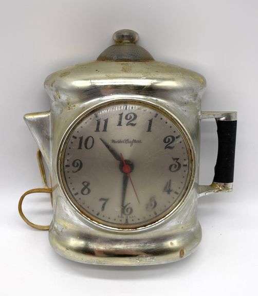 Vintage Master Crafters Coffee Percolator Wall Clock - Auction Ohio