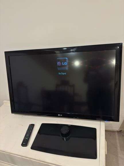 LG flatscreen tv - Auction Ohio