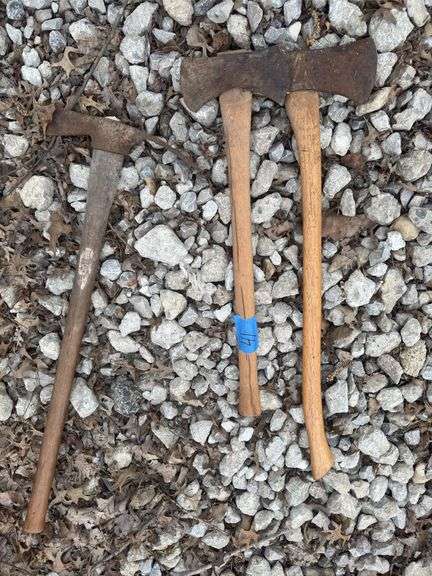 Axes lot - Auction Ohio