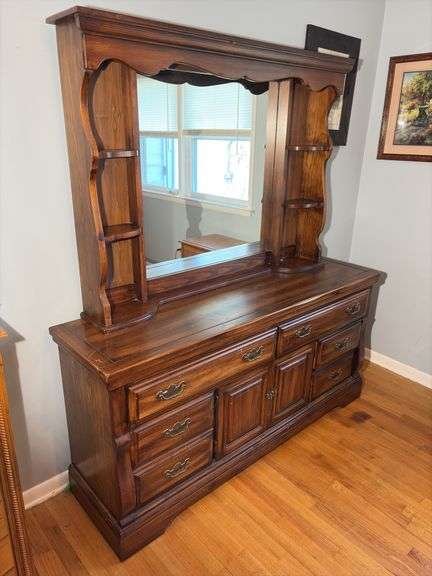 Pine 8 Drawer Two Piece Dresser - Auction Ohio