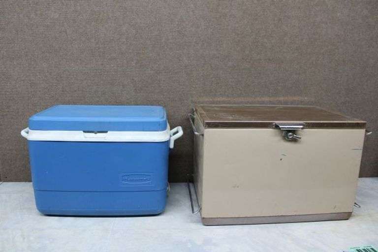 Rubbermaid Model 1946 Cooler and Coleman Metal Cooler - Auction Ohio