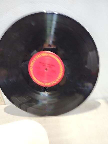 1975 Bruce Springsteen Born To Run 12'' Record - Auction Ohio