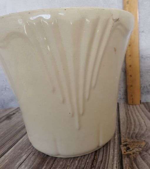 Ransbottom Ivory Color Glazed Art Deco Planter - Auction Ohio