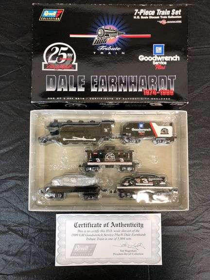 Dale Earnhardt 25th Anniversary Train Set - Auction Ohio