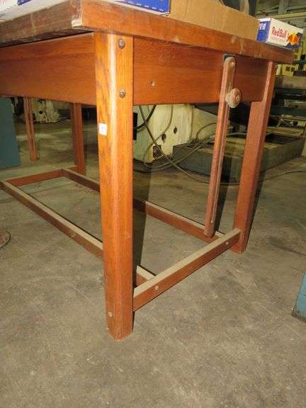 Drafting Table - Auction Ohio