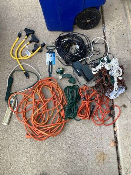 Assorted Cords - Auction Ohio