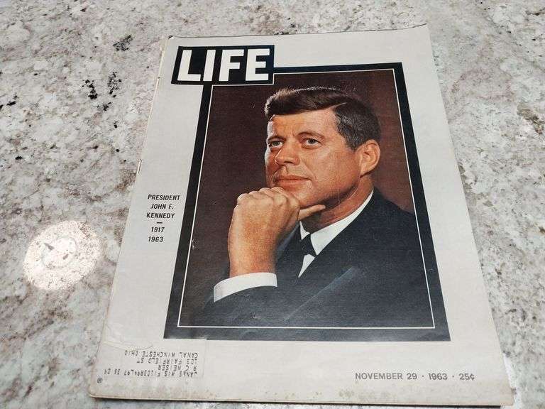 Vintage 1963 LIFE Magazine – President John F. Kennedy Memorial Issue ...