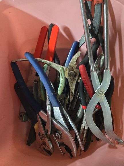 Assorted tools - Auction Ohio