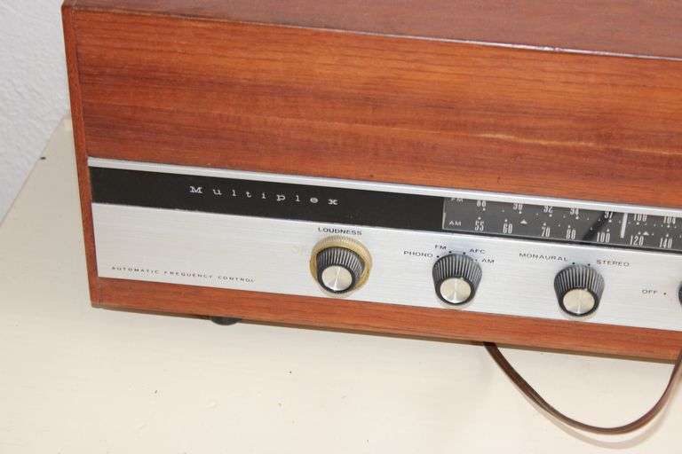 MCM Granco Radio - Auction Ohio