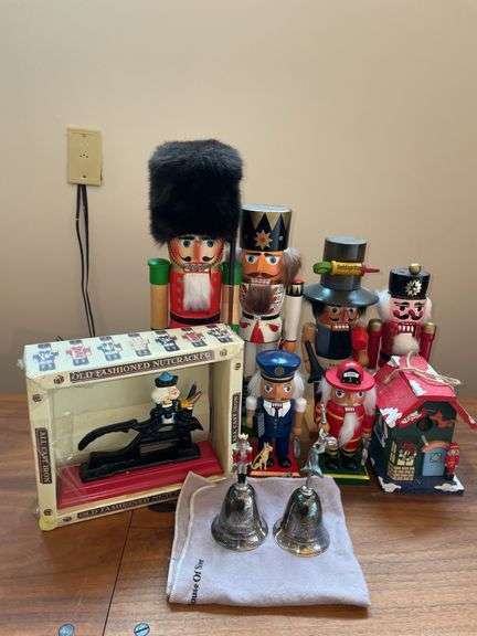 Nutcracker Collection incl. Steinbach & Cast Iron - Auction Ohio
