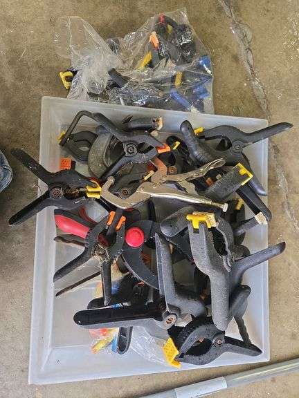 Assorted spring loaded clamps - Auction Ohio