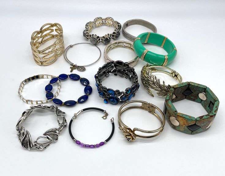 Costume Jewelry - Bracelets - Auction Ohio