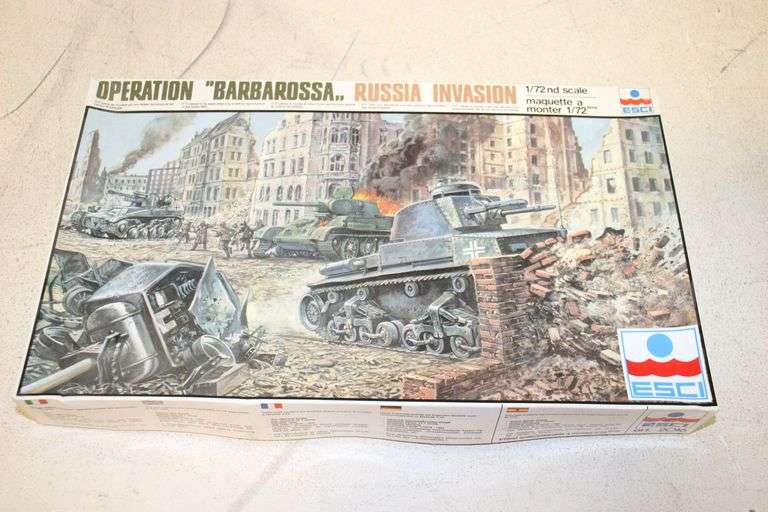 ESCI Russian Invasion Model Kit - Auction Ohio