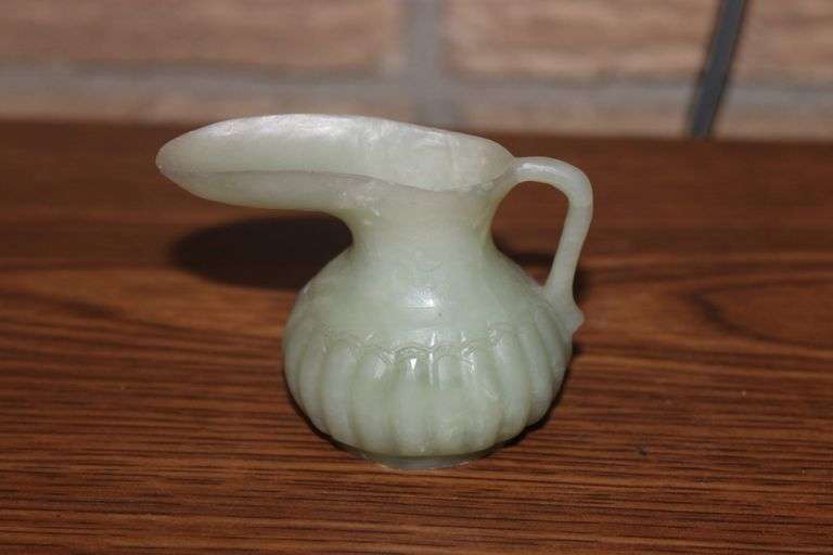 Chinese Jade Pitcher - Auction Ohio