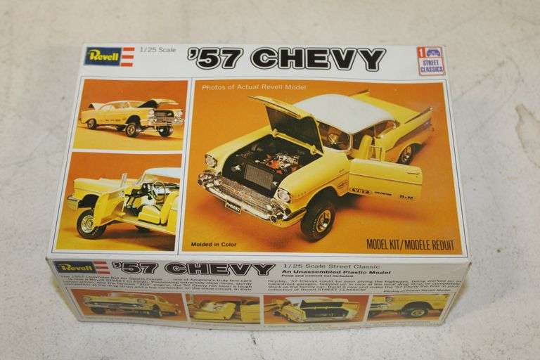 57 Chevy Model Kit - Auction Ohio