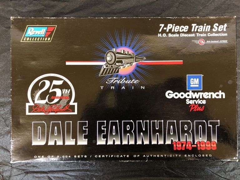 Dale Earnhardt 25th Anniversary Train Set - Auction Ohio