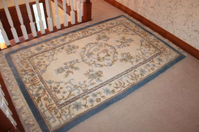 Ethan Allen Area Rug - Auction Ohio