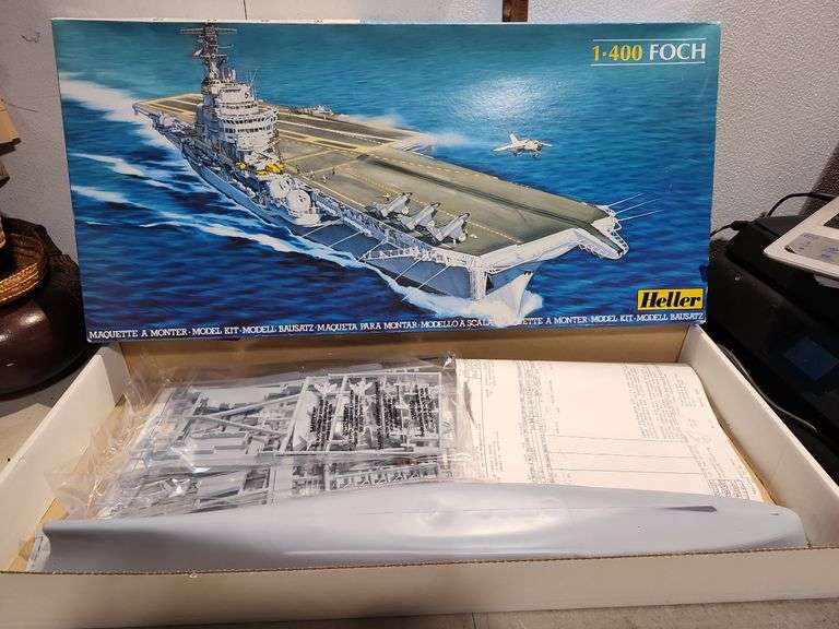 1:400 Scale Foch Model Kit Parts Sealed In Plastic By Heller - Auction Ohio