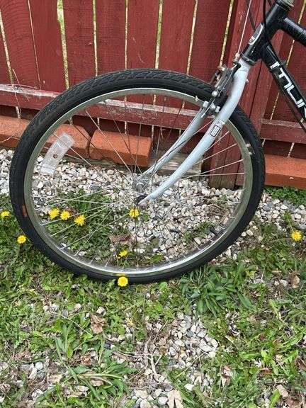 Trailmaster 26" Mountain Bike - Auction Ohio