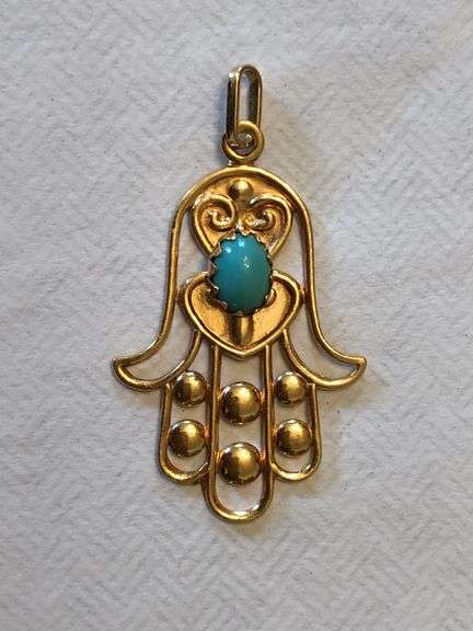 Gold Hamsa Pendant - Auction Ohio