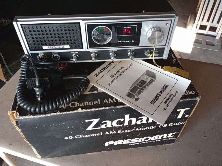 Late 1970s president Zachary T. 40 channel home base unit CB radio ...