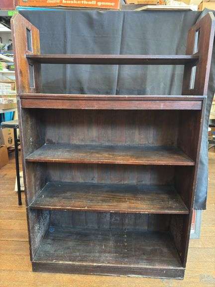 Wood Bookcase - Auction Ohio