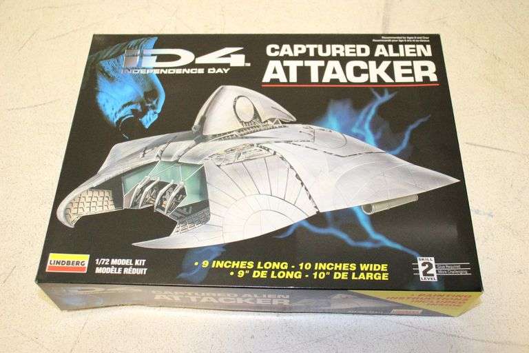 Independence Day Model Kit - Auction Ohio