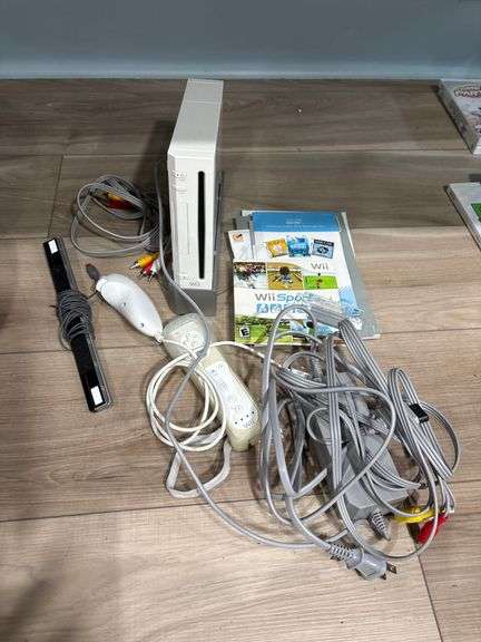 Wii Game system - Auction Ohio