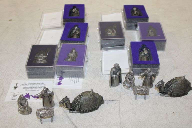 Sandra Garrity Miniatures - Auction Ohio