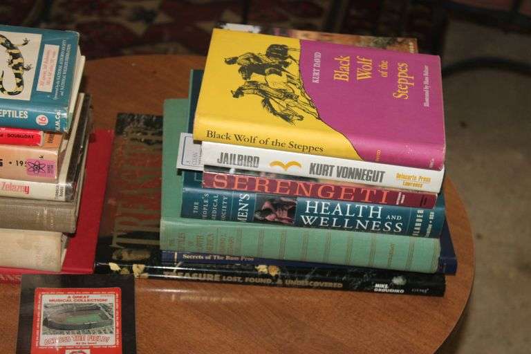 Books & Side Table - Auction Ohio