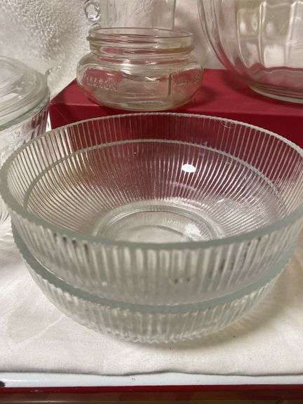 Clear Glass Kitchen Items - Pyrex - Mason - Agee - Auction Ohio