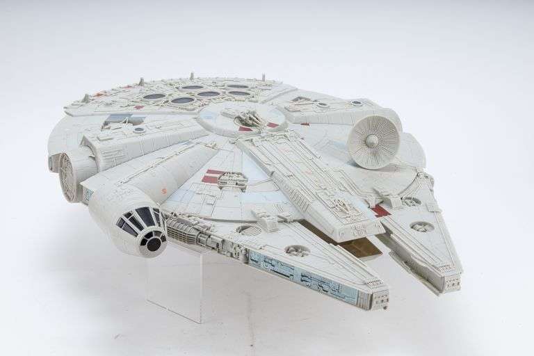 Vintage Hasboro Star Wars Millennium Falcon Ship- Very large! - Auction Ohio