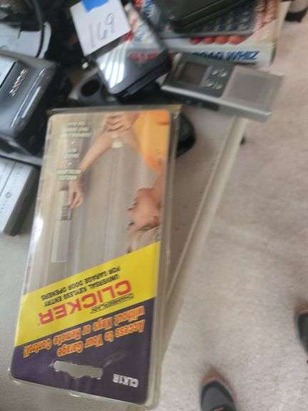 Assorted vintage electronics - Auction Ohio