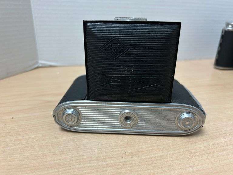 Agfa Agnar Camera - Auction Ohio