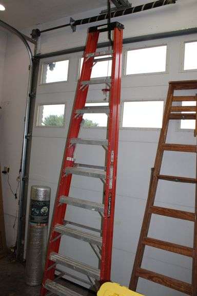 Cuprum 10 Foot Folding Ladder - Auction Ohio