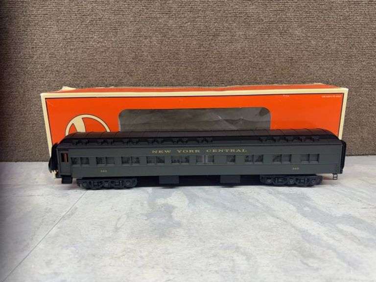 Lionel NYC 383 Pullman Heavyweight Diner Model Train Car - Auction Ohio
