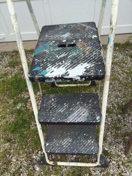 Painters Ladder and 2 Step Step Ladder - Auction Ohio