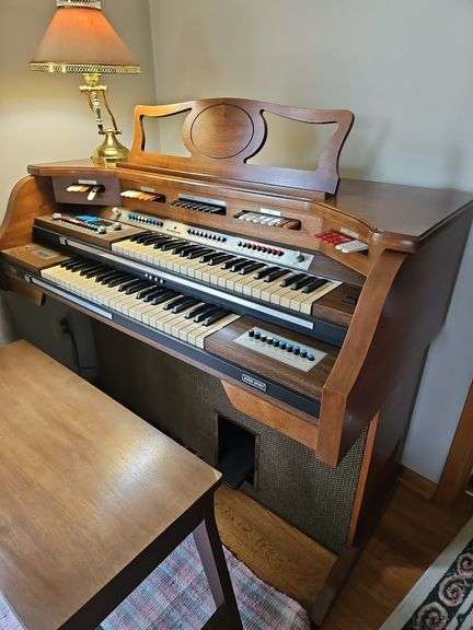 Baldwin Organ - Auction Ohio