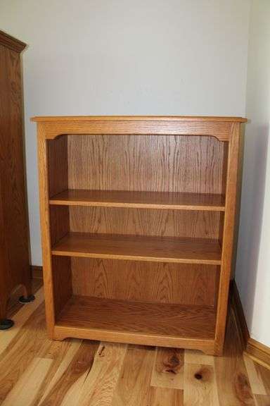 Oak Bookcase - Auction Ohio